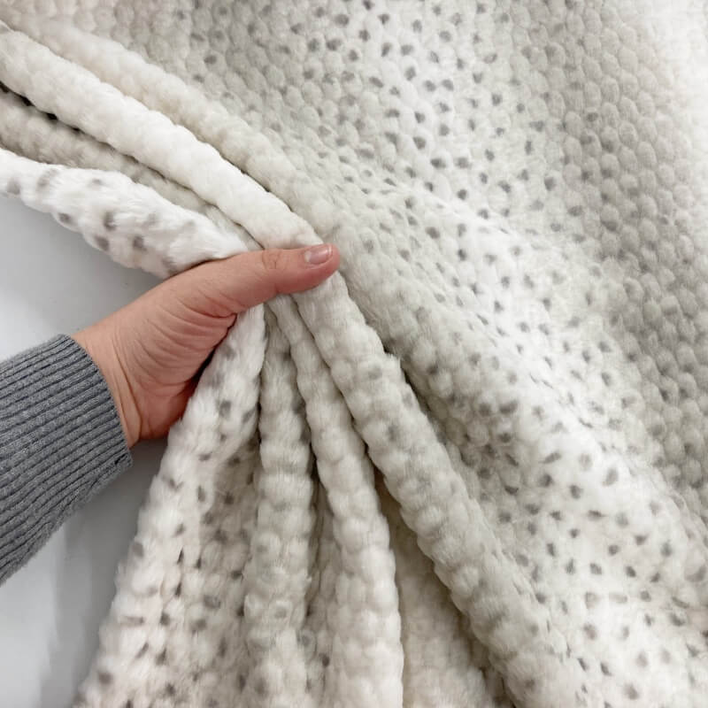 Snowy Owl Short Pile Faux Fur - The Cheap Shop Tiptree